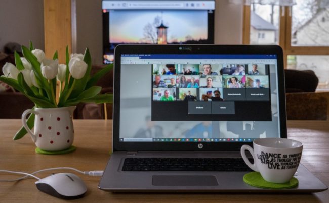 Rekomendasi Aplikasi Kamera Laptop Untuk Zoom Yang Bagus » JMTech.id